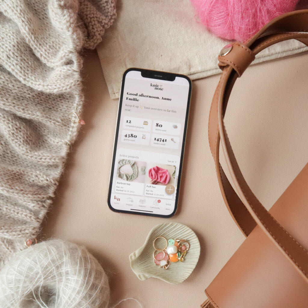 Features - Knitandnote