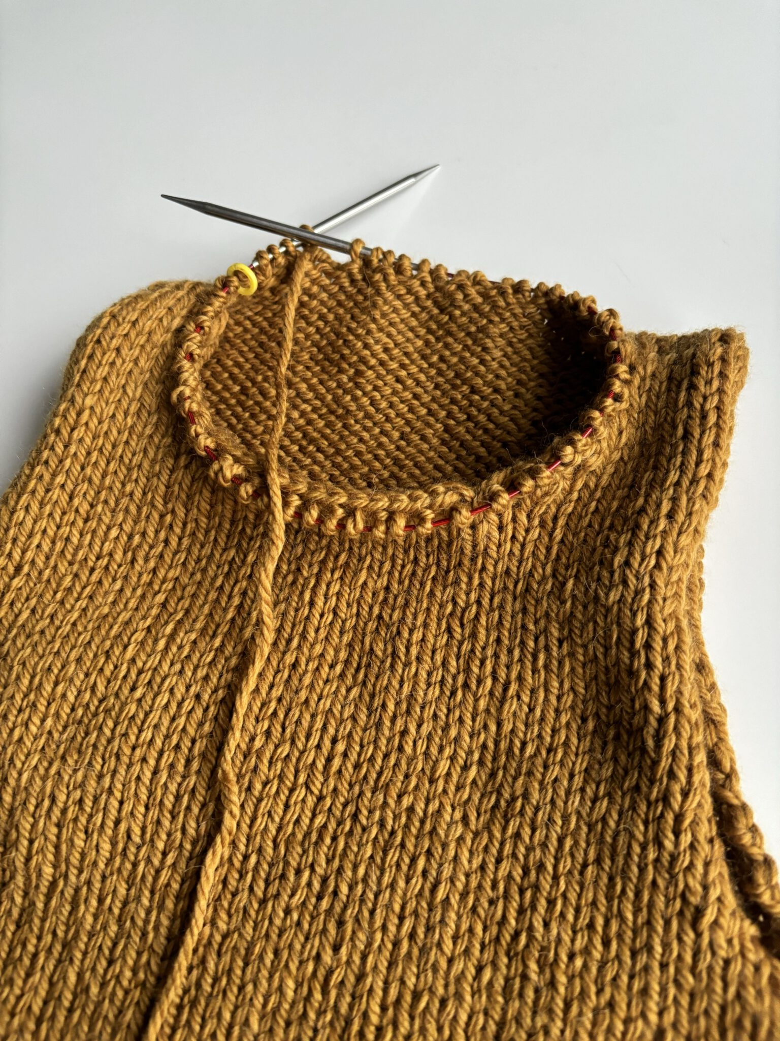 How to knit a vest - Knitandnote