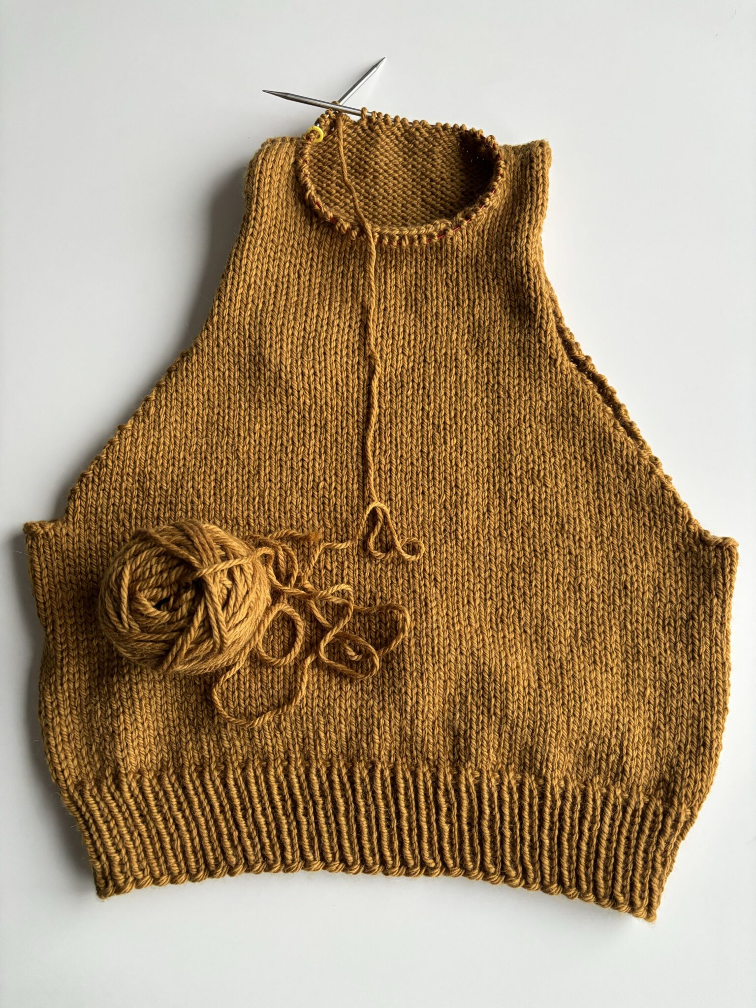 How To Knit A Vest Knitandnote