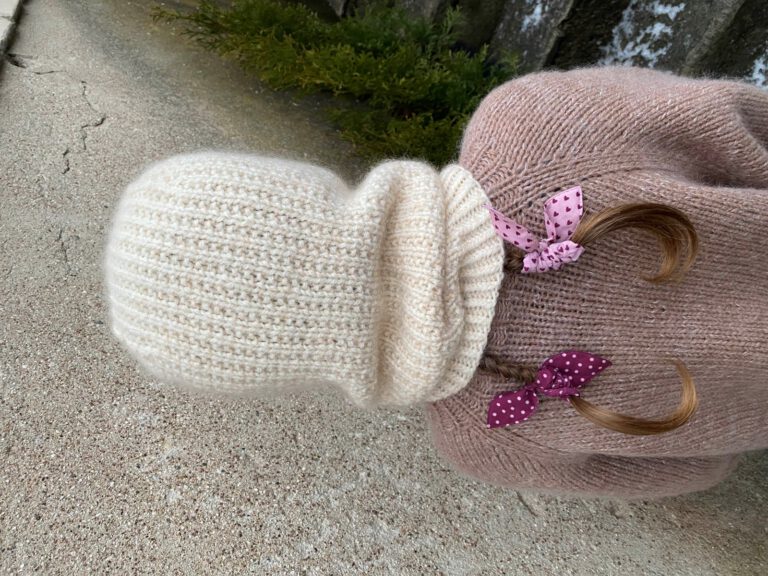 3 fun and simple balaclava knitting patterns - Knitandnote