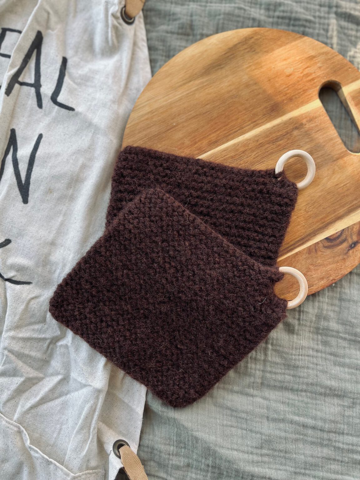 Easy knitting projects for beginners - Knitandnote