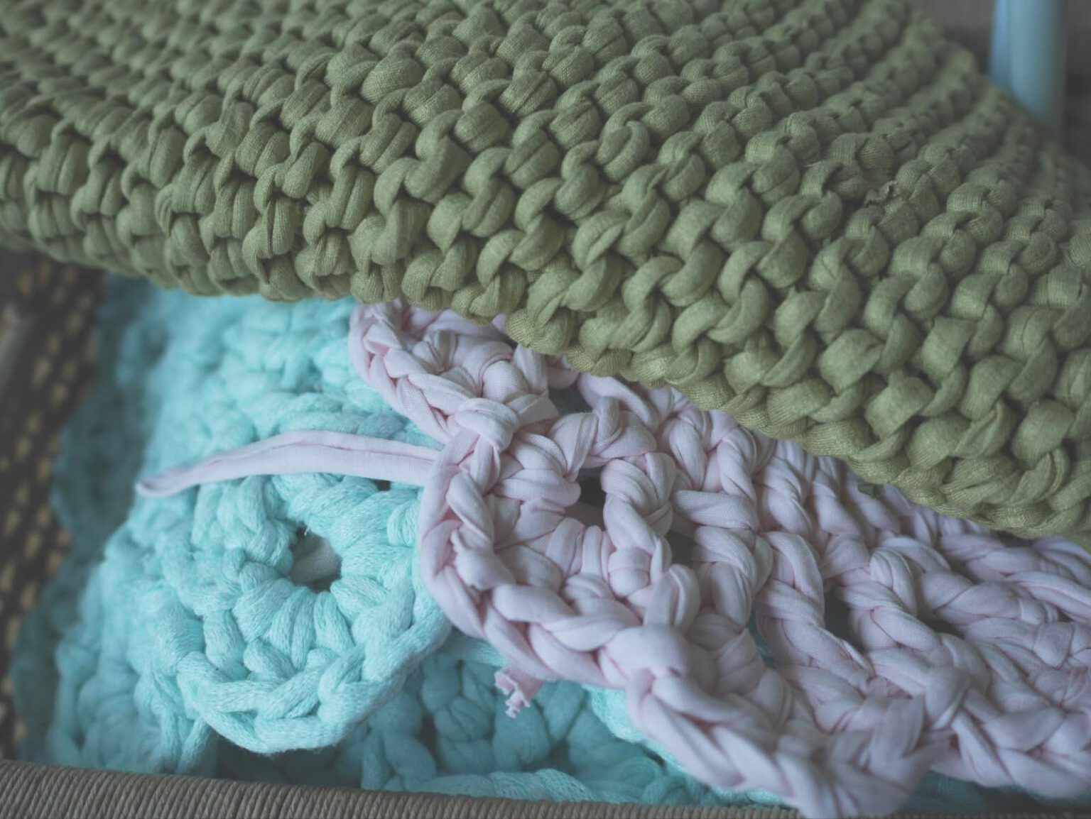 15 Easy Beginner Crochet Projects - Knitandnote