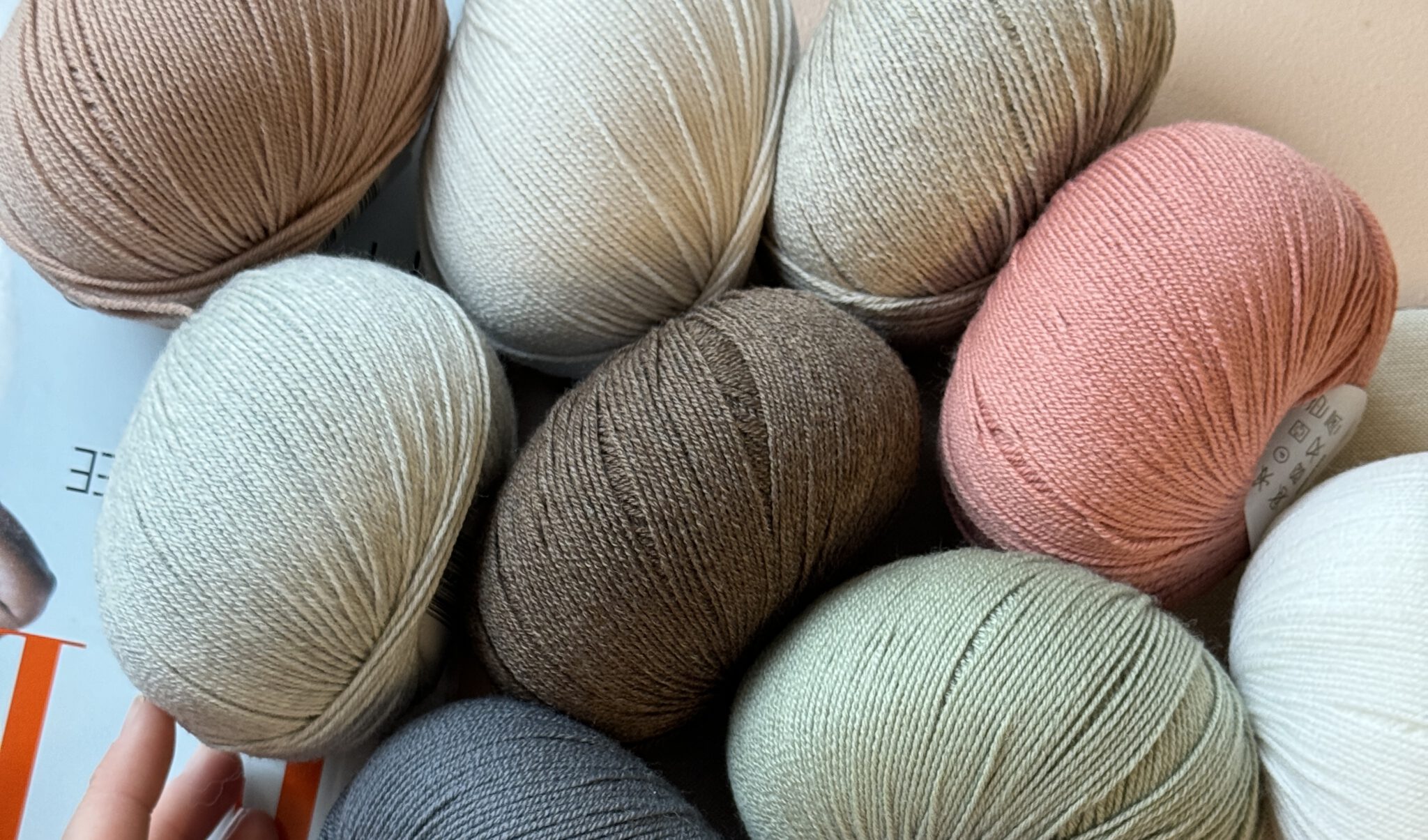 Fingering Weight Yarn Explained - Knitandnote